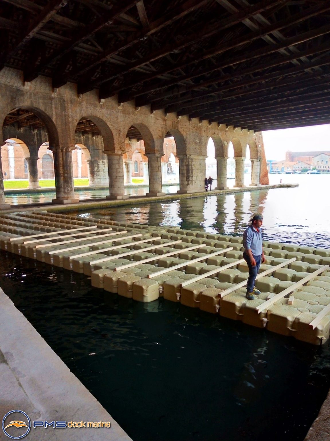 Port and Dock differances - PMS Dock Marine
